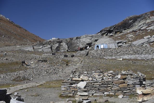 Vyas or Beas temple in Rohtang, Manali – Happy Soul Diaries